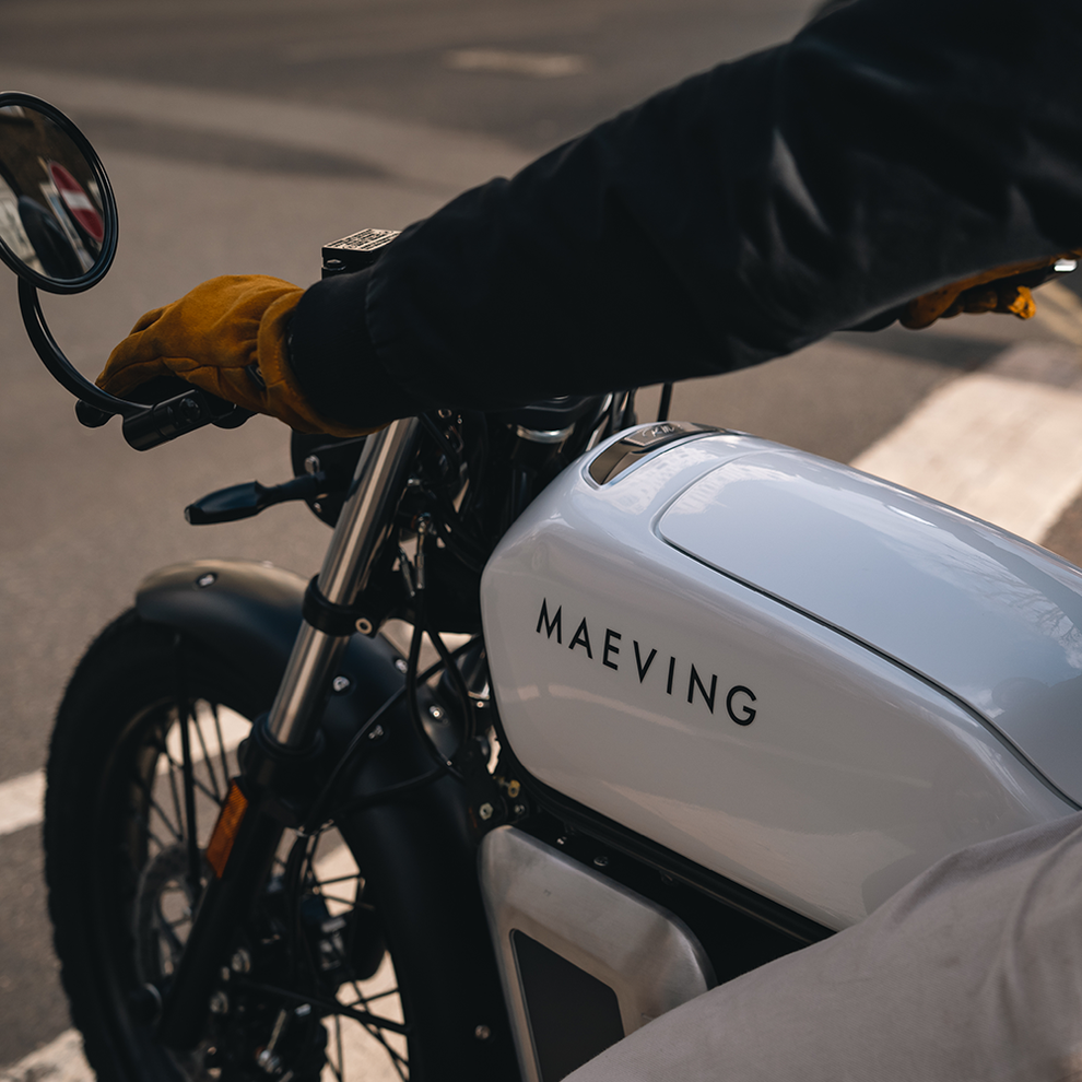 Riding An Electric Motorcycle – Maeving®